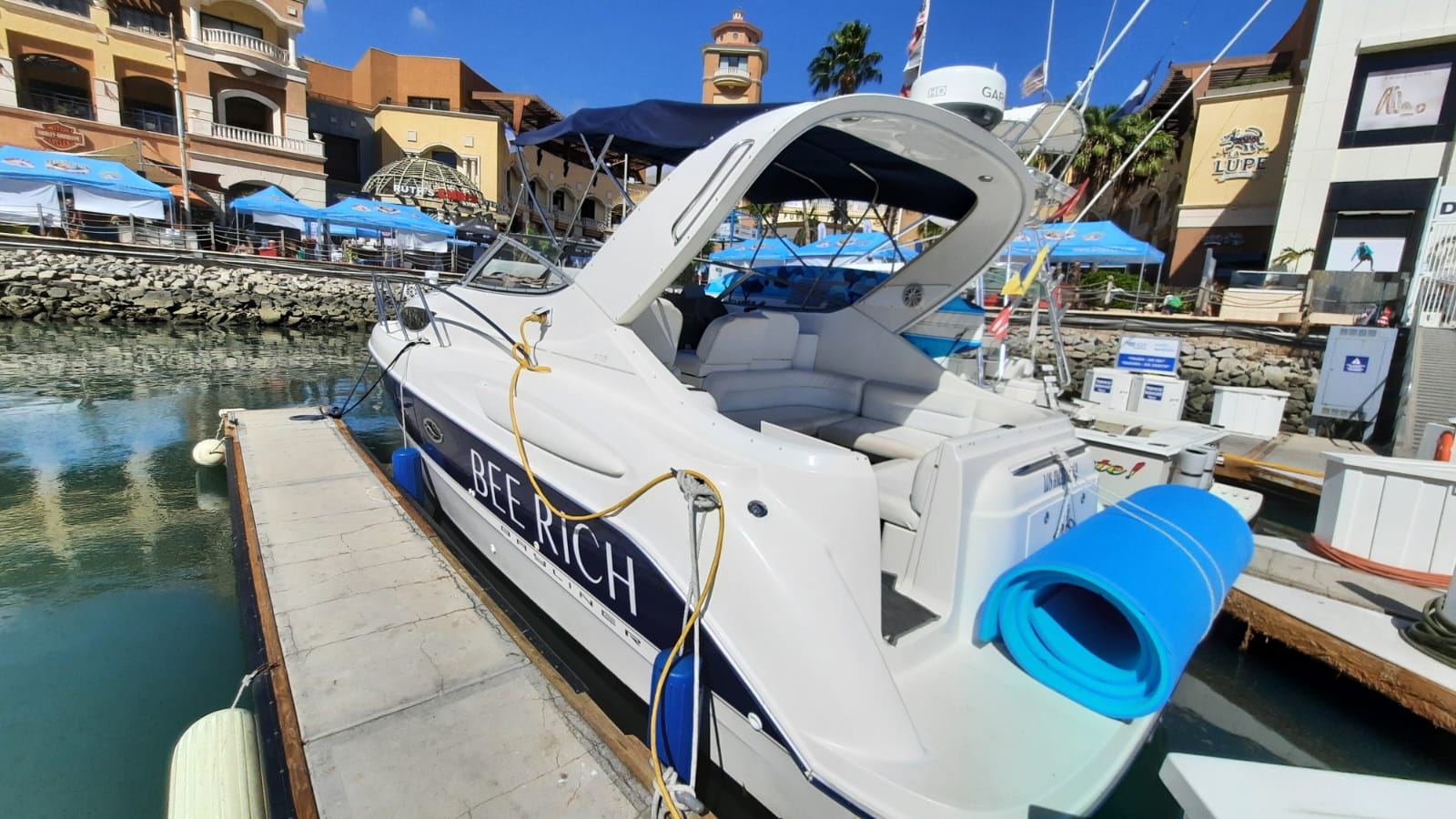 Renta de Yates Privados – Yates Los Cabos